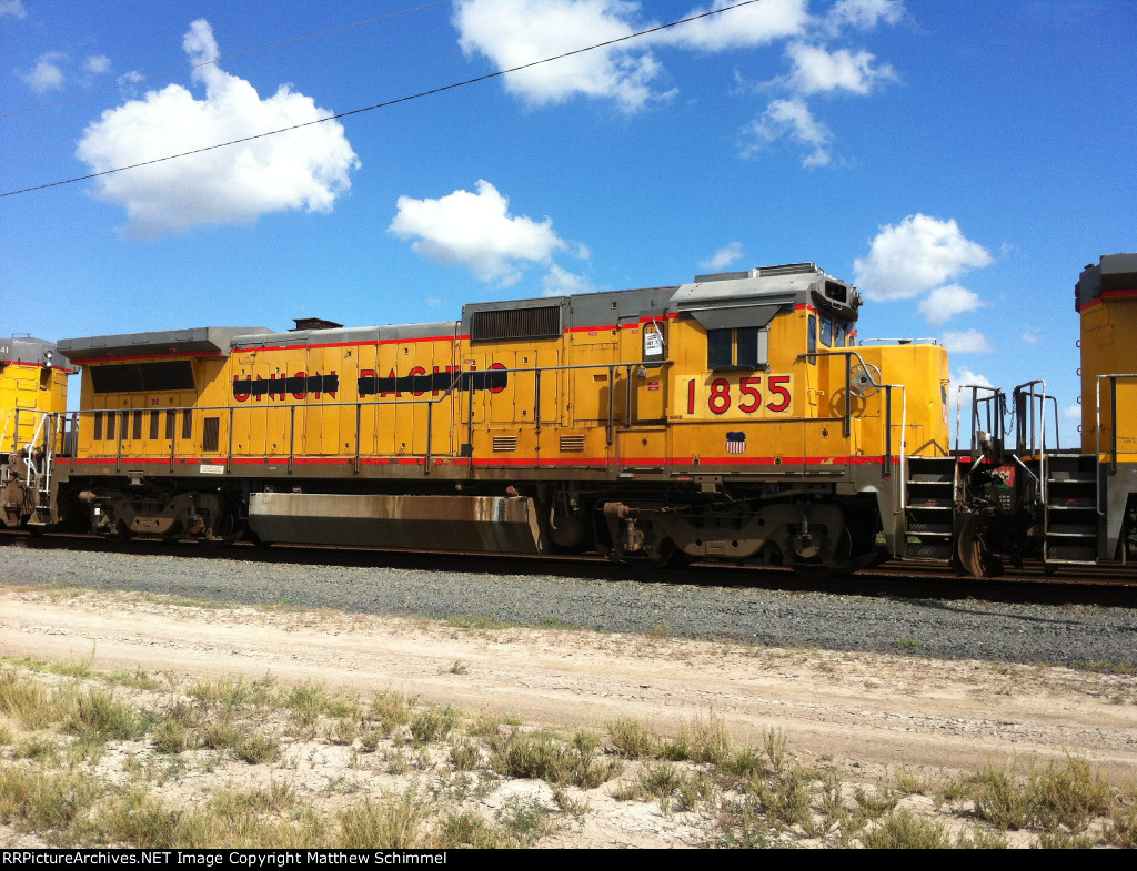 Former Union Pacific B40-8 # 1855